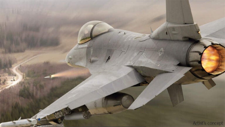 BAE wins $175m contract to supply 7,000 APKWS rockets for US Navy ...