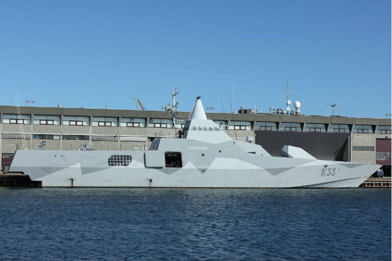 Discover the Top Ten Naval Corvettes Known for Speed and Agility