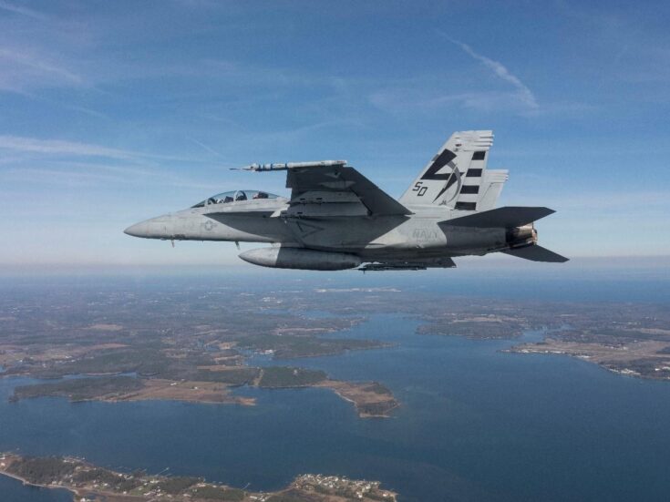 US Navy flight tests TCTS II air combat training system on F/A-18F