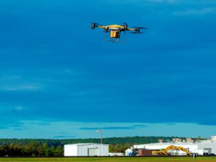 US Navy demonstrates capabilities of two UASs for cargo resupply